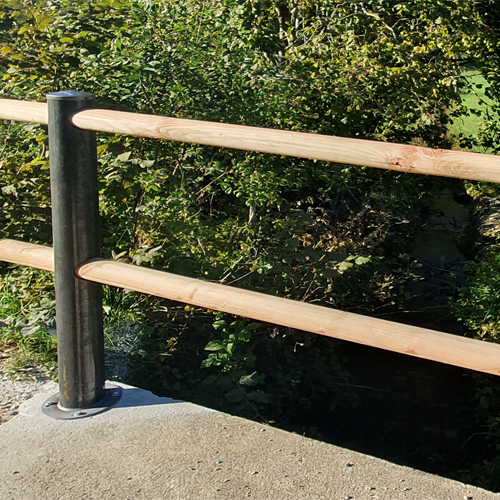 bois rond en épicéa imprégné de poteaux en acier corten - Larus